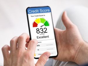 4 Best Credit Score Apps in the UK You Can Use in 2025