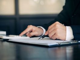 What Is APR: A Clear Guide to Annual Percentage Rate